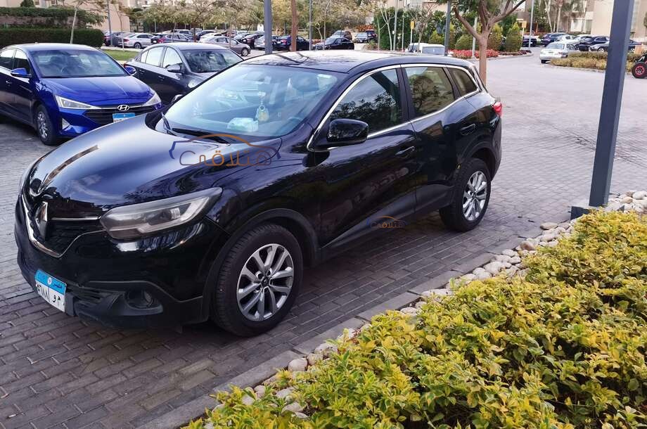 Kadjar Renault 6 October Black 6891873 - Car for sale : Hatla2ee
