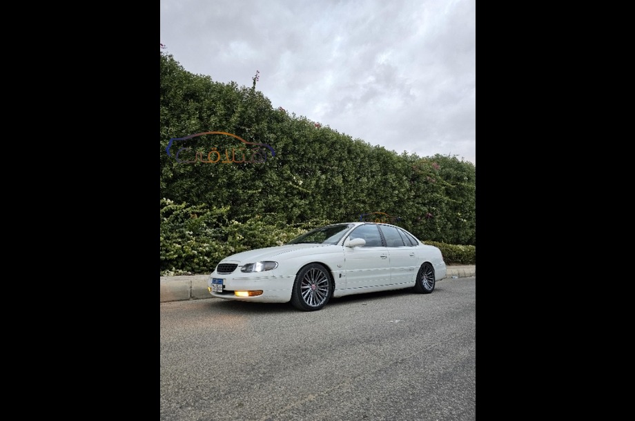 Caprice Chevrolet 2000 Sheraton White 6894680 - Car for sale : Hatla2ee