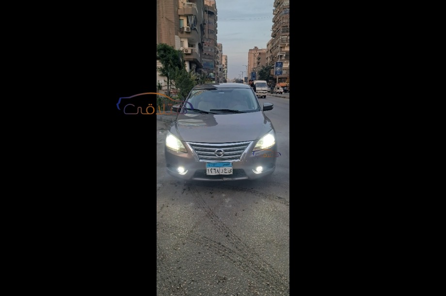 Sentra Nissan 2015 Mohandessin Silver 6897200 - Car for sale : Hatla2ee