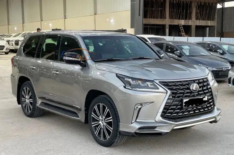 LX 570 Lexus 2016 Riyadh Silver 6897820 - Car for sale : Hatla2ee