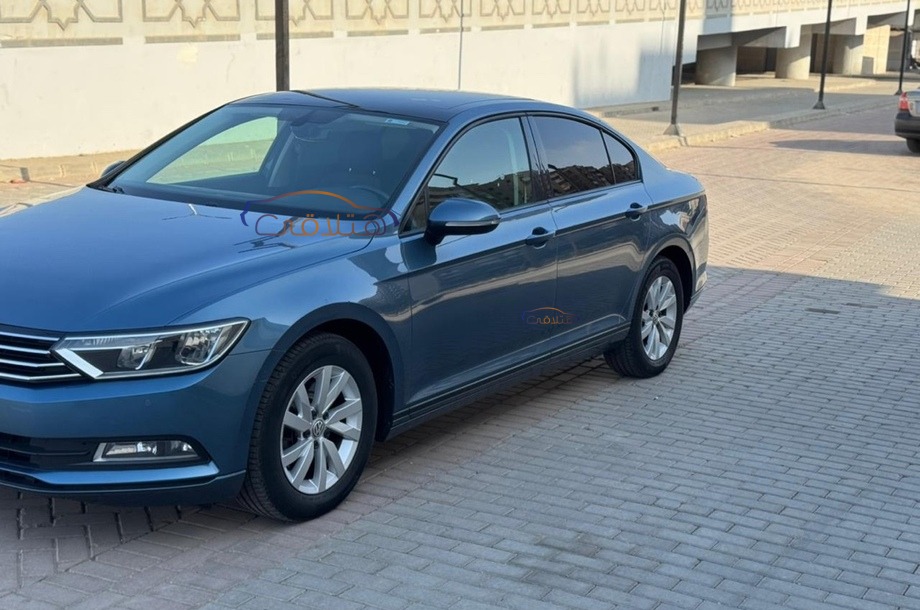 Passat Volkswagen 2017 Cairo Blue 6899126 - Car for sale : Hatla2ee