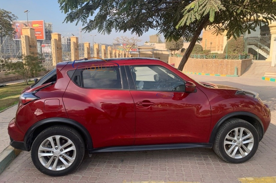 Juke Nissan 2017 Maadi Red 6900847 - Car for sale : Hatla2ee