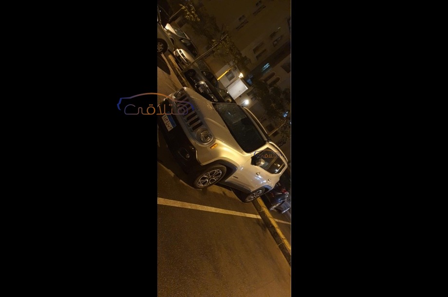 Renegade Jeep 2016 Cairo Silver 6903429 - Car for sale : Hatla2ee