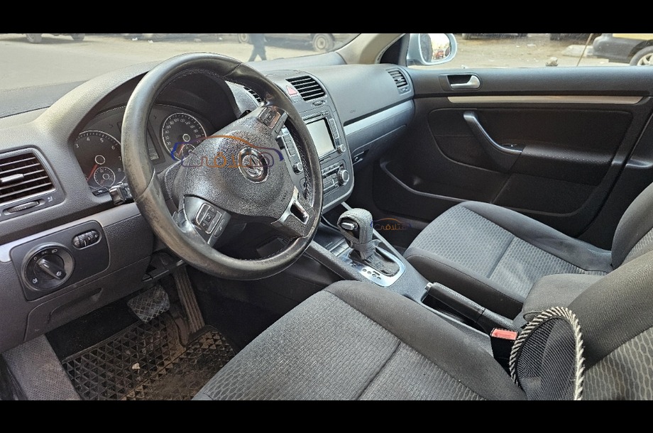 Jetta Volkswagen 2010 Nasr city Silver 6903627 - Car for sale : Hatla2ee