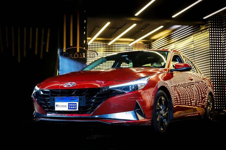Elantra CN7 Hyundai 2022 Cairo Dark red 6903999 - Car for sale : Hatla2ee