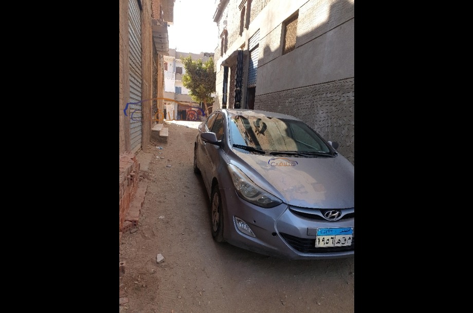 Elantra MD Hyundai 2012 Tala Gray 6904307 - Car for sale : Hatla2ee