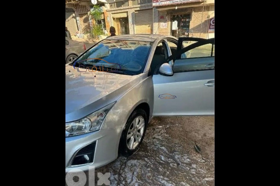 Cruze Chevrolet 2015 Rosetta Silver 6904410 - Car for sale : Hatla2ee