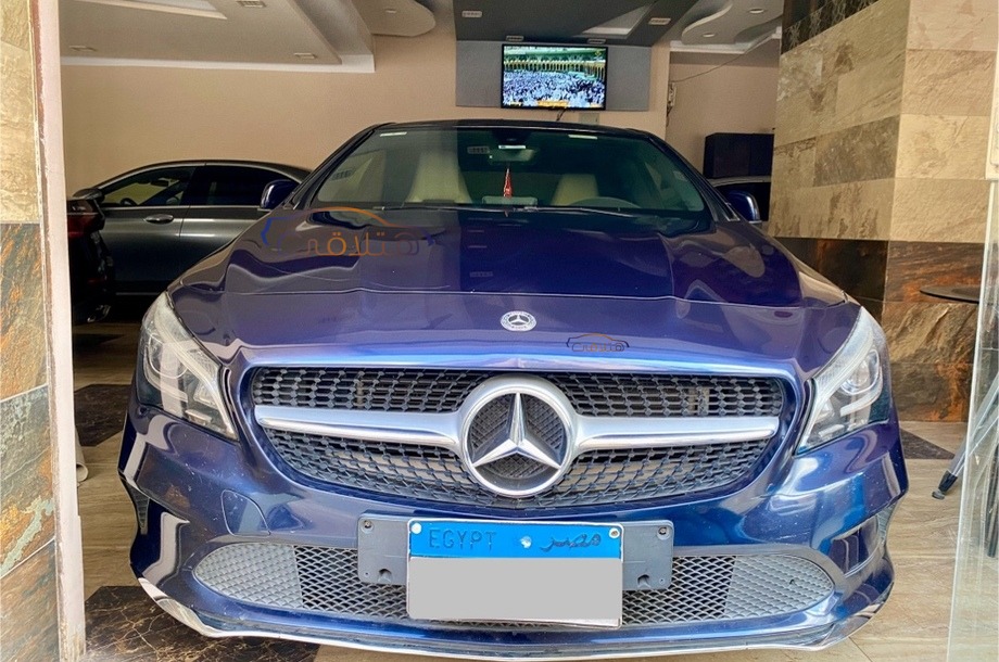 CLA 180 Mercedes 2018 Cairo Dark blue 6904927 - Car for sale : Hatla2ee
