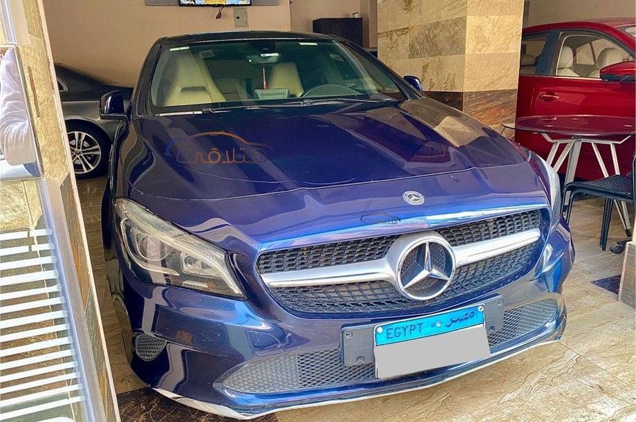 CLA 180 Mercedes 2018 Cairo Dark blue 6904927 - Car for sale : Hatla2ee