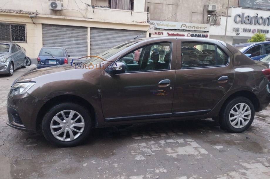 Logan Renault 2017 Mohandessin Brown 6905201 - Car for sale : Hatla2ee