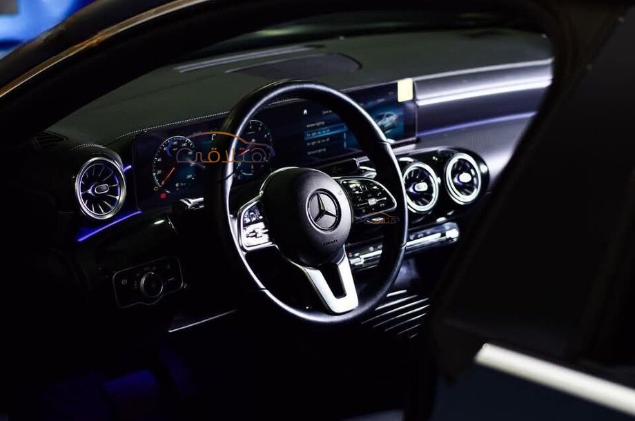 CLA 200 Mercedes 2022 6 October Blue 6905533 - Car for sale : Hatla2ee