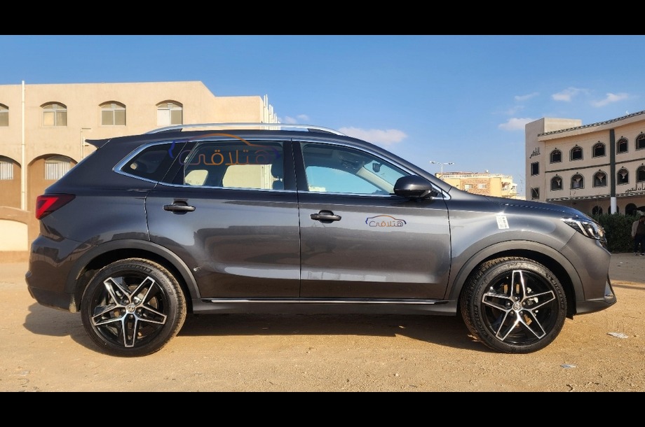 RX5 Plus MG 2025 10th of Ramadan Gray 6907351 - Car for sale : Hatla2ee