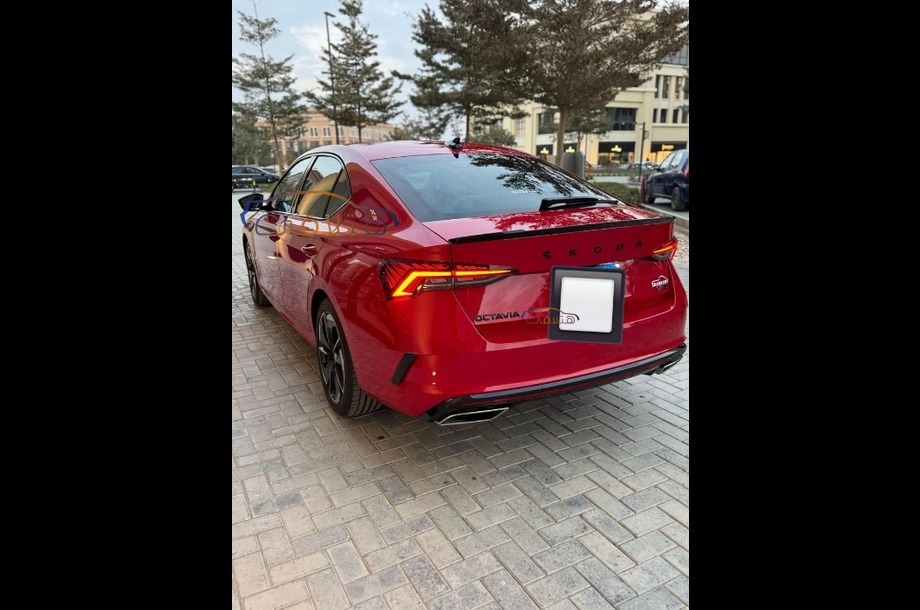 Octavia RS Skoda 2024 Heliopolis Red 6913377 - Car for sale : Hatla2ee
