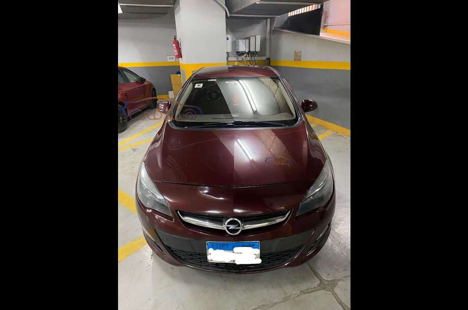Astra Opel 2018 Cairo Dark red 6915060 - Car for sale : Hatla2ee
