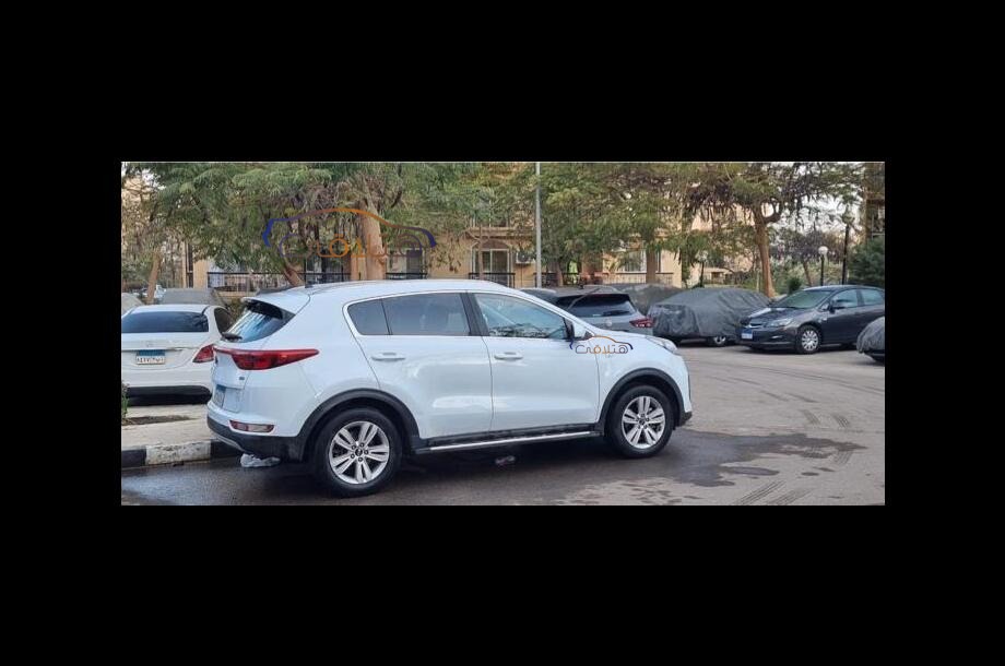 Sportage Kia 2017 Tagamo3 - New Cairo White 6915412 - Car for sale : Hatla2ee