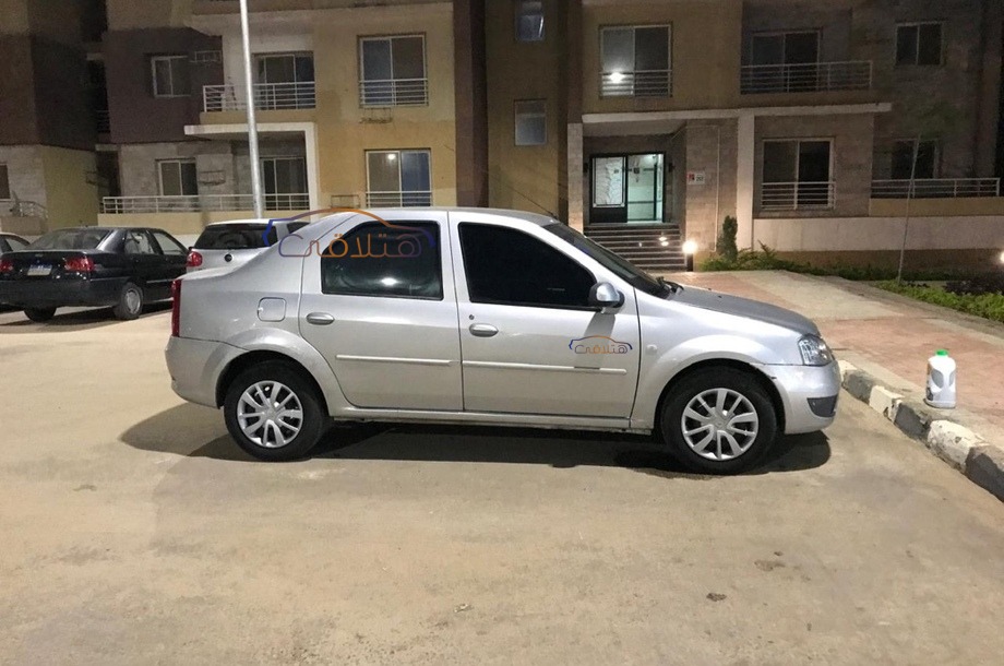 Logan Renault 2013 6 October Silver 6916664 - Car for sale : Hatla2ee