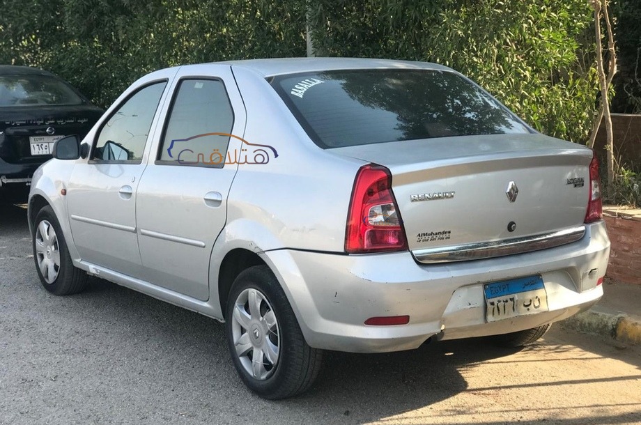 Logan Renault 2013 6 October Silver 6916664 - Car for sale : Hatla2ee
