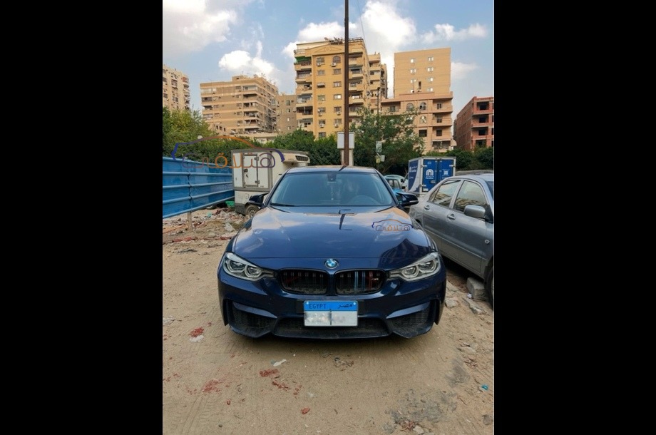 318 BMW 2019 Cairo Blue 6916946 - Car for sale : Hatla2ee