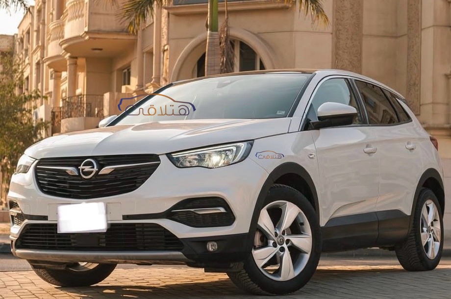 Grandland Opel 2021 Maadi White 6917385 - Car for sale : Hatla2ee