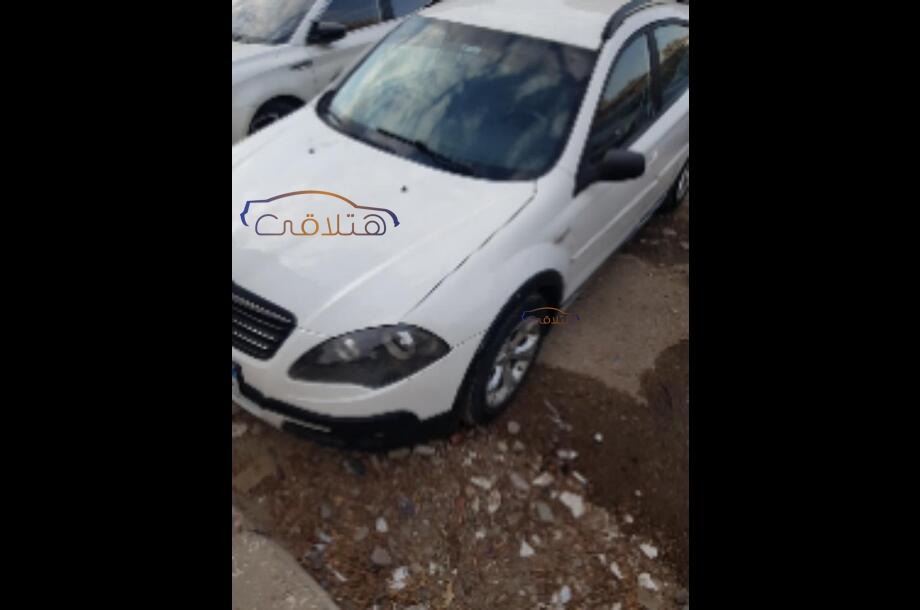 FRV Cross Brilliance 2015 Nasr city White 6917470 - Car for sale : Hatla2ee