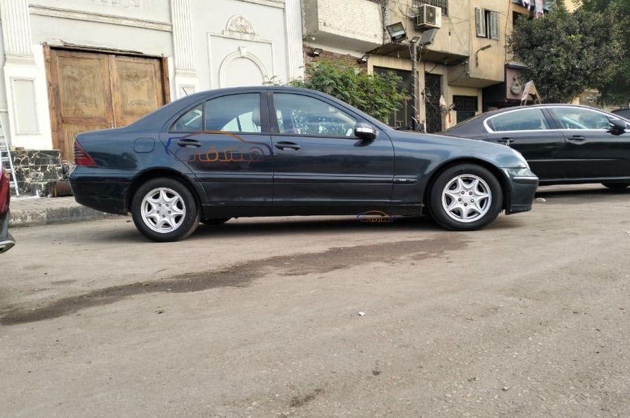 C 180 Mercedes 2004 Heliopolis Blue 6918252 - Car for sale : Hatla2ee