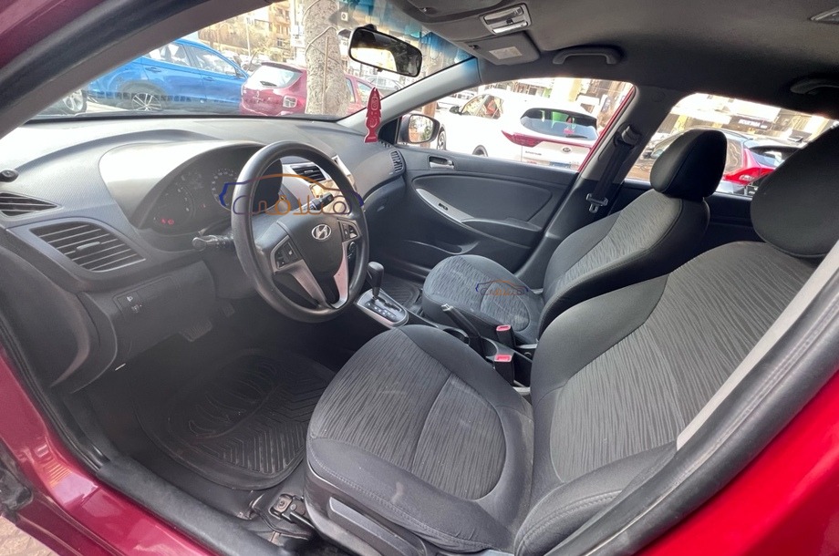 Solaris Hyundai 2017 Cairo Red 6920234 - Car for sale : Hatla2ee