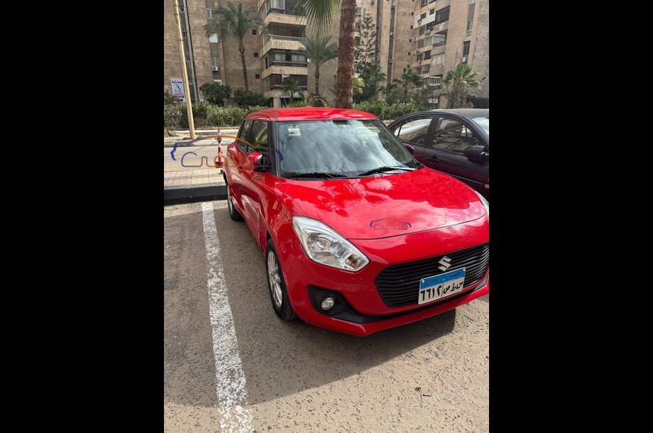 Swift Suzuki 2021 Alexandria Red 6922022 - Car for sale : Hatla2ee