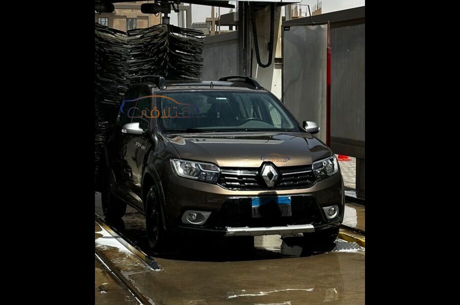 Sandero Step Way Renault 2021 Maadi Bronze 6923340 - Car for sale ...