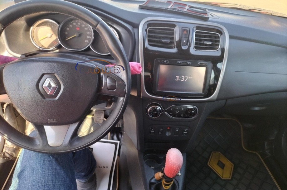 Logan Renault 2015 El Marg Red 6928046 - Car for sale : Hatla2ee