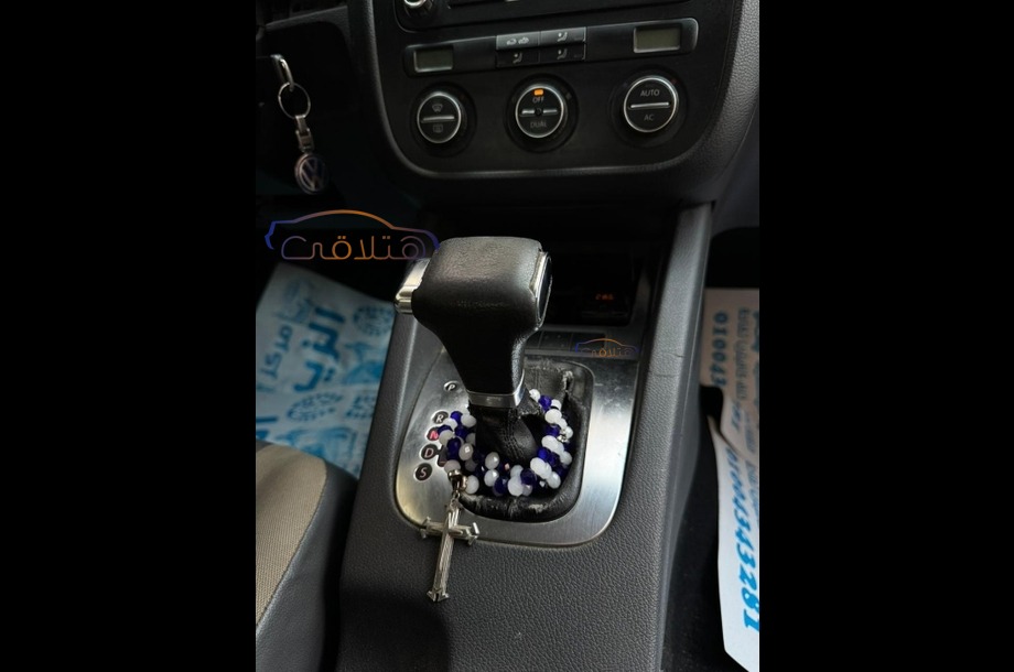 Jetta Volkswagen 2009 Pyramids Gardens Silver 6930482 - Car for sale ...