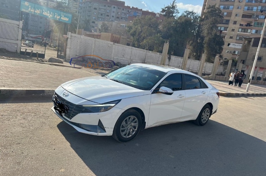 Elantra CN7 Hyundai 2021 Tanta White 6932189 - Car for sale : Hatla2ee