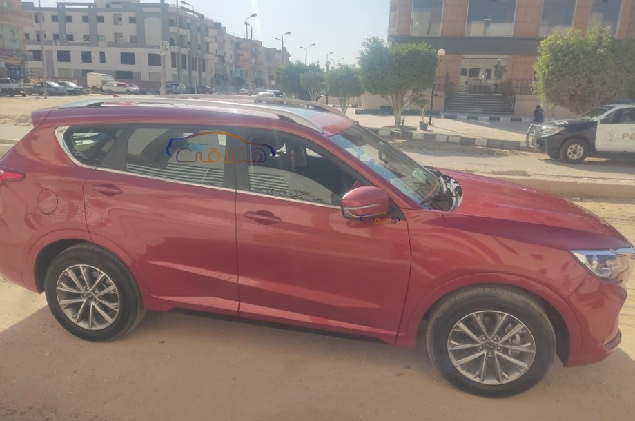 X70 Jetour 2022 Obour City Dark red 6932370 - Car for sale : Hatla2ee