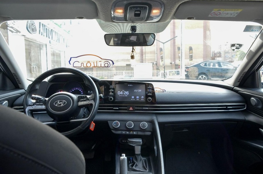 Elantra CN7 Hyundai 2021 Cairo White 6934872 - Car for sale : Hatla2ee