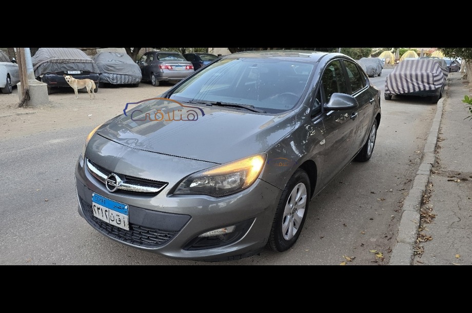 Astra Opel 2017 Cairo Gray 6935513 - Car for sale : Hatla2ee