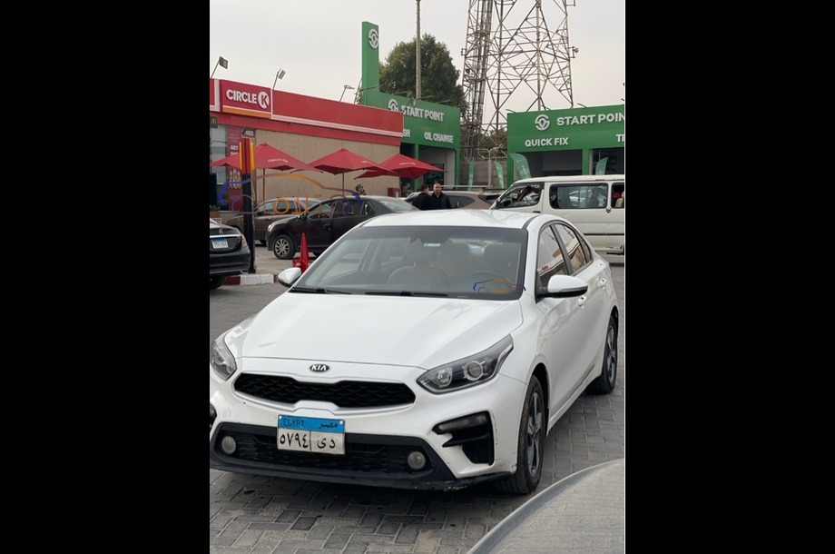 Grand Cerato Kia 2021 6 October White 6936131 - Car for sale : Hatla2ee