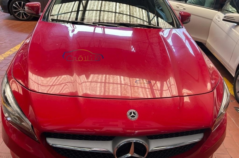 CLA 180 Mercedes 2018 El Katameya Red 6936673 - Car for sale : Hatla2ee