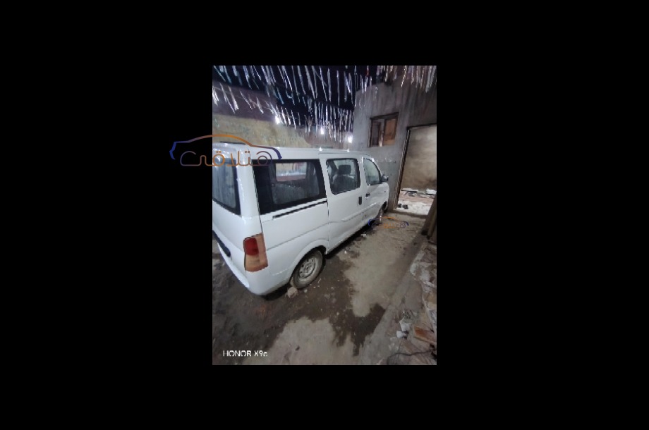 Microbus Toyota 2010 Giza White 6937368 - Car for sale : Hatla2ee