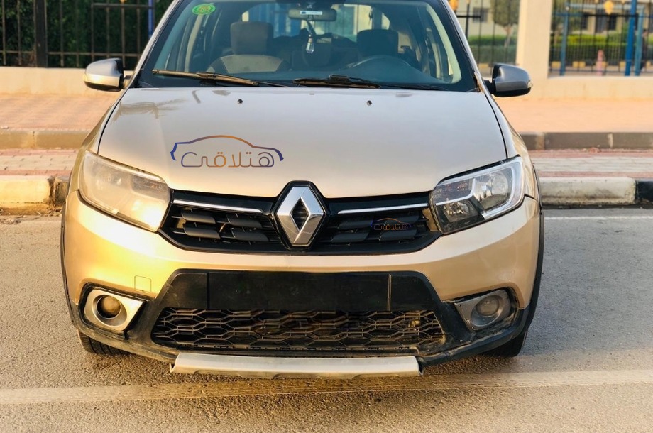 Sandero Step Way Renault 2021 Tagamo3 - New Cairo Gold 6938010 - Car ...