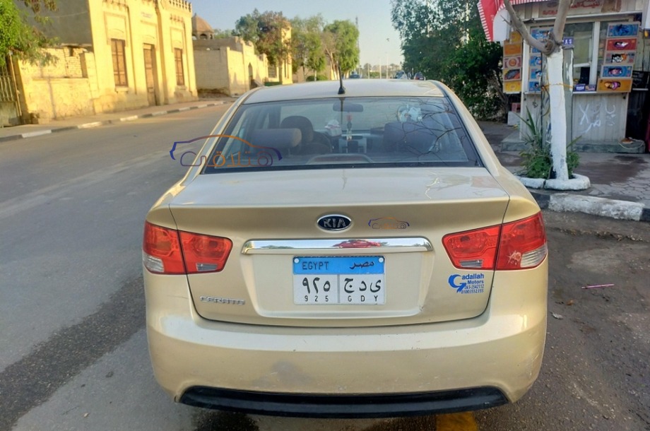 Cerato Kia 2009 Cairo Gold 6938815 - Car for sale : Hatla2ee