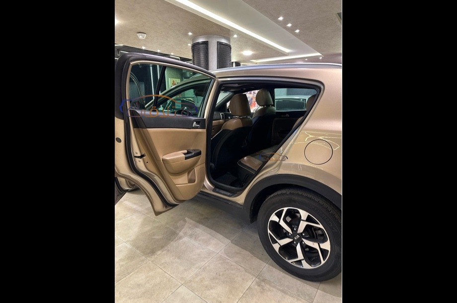 Sportage Kia 2019 El Mahalla Gold 6939098 - Car for sale : Hatla2ee