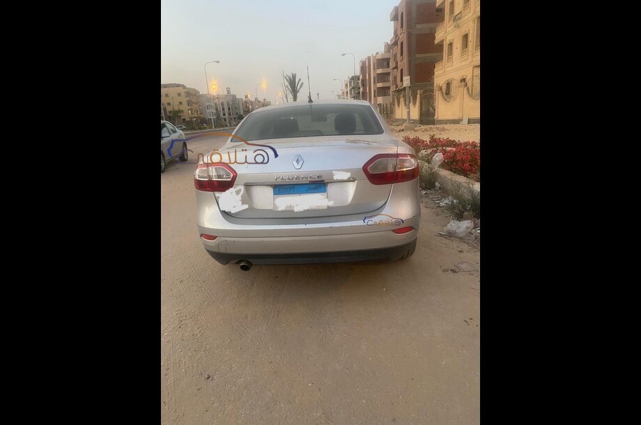 Fluence Renault 2015 6 October Silver 6940713 - Car for sale : Hatla2ee