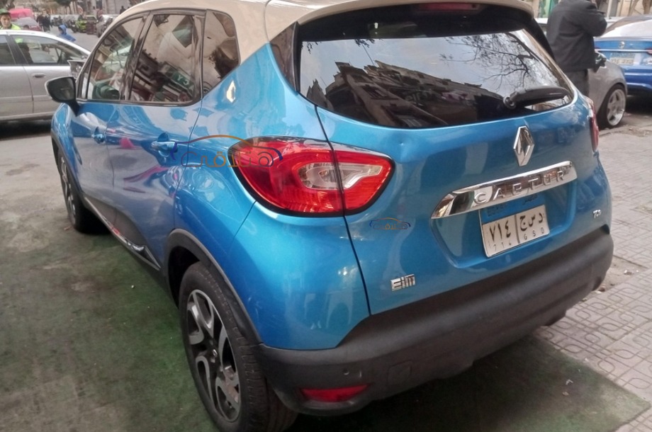 Captur Renault 2017 Cairo Blue 6941863 - Car for sale : Hatla2ee