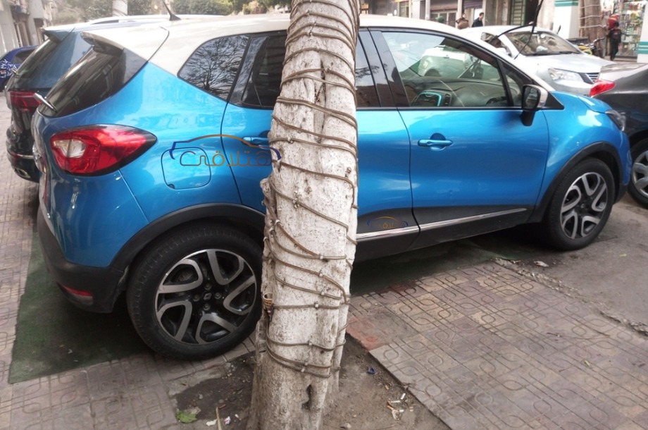 Captur Renault 2017 Cairo Blue 6942792 - Car for sale : Hatla2ee