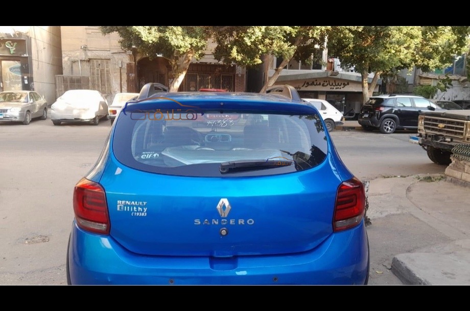 Sandero Step Way Renault 2019 Cairo Blue 6945707 - Car for sale : Hatla2ee