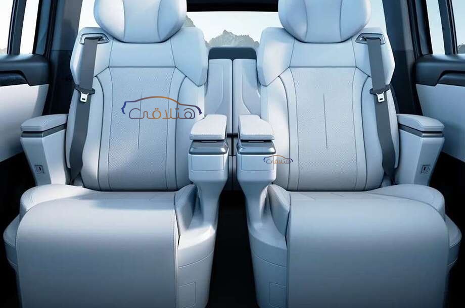 Imported : 01 Rox 2025 6 October White 6947573 - Car for sale : Hatla2ee