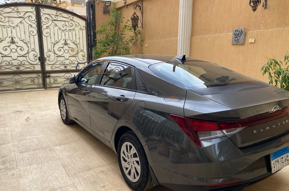 Elantra CN7 Hyundai 2022 Sheikh Zayed City Gray 6948233 - Car for sale : Hatla2ee