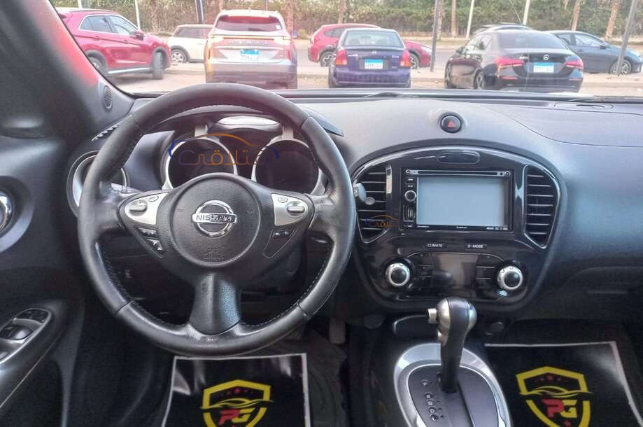 Juke Nissan 2013 6 October Black 6948427 - Car for sale : Hatla2ee