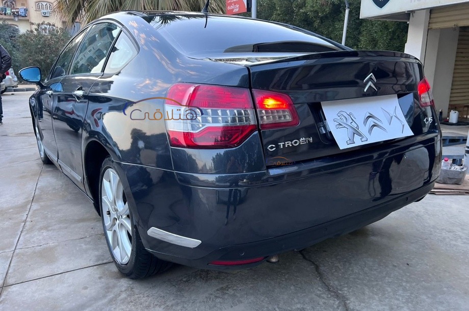 C5 Citroën 2012 6 October Dark grey 6950387 - Car for sale : Hatla2ee