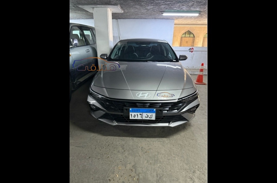 Elantra CN7 Hyundai 2025 Sheikh Zayed City Silver 6951145 - Car for sale : Hatla2ee