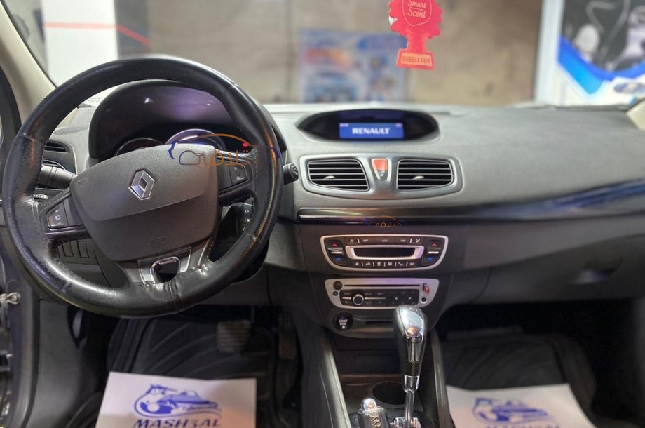 Fluence Renault 2016 Alexandria Silver 6951285 - Car for sale : Hatla2ee